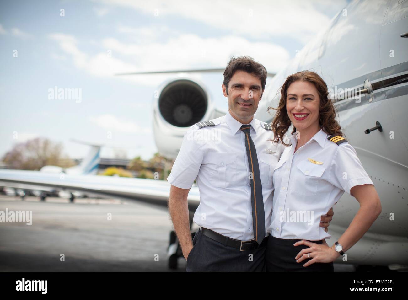 Private jet woman -Fotos und -Bildmaterial in hoher Auflösung – Alamy