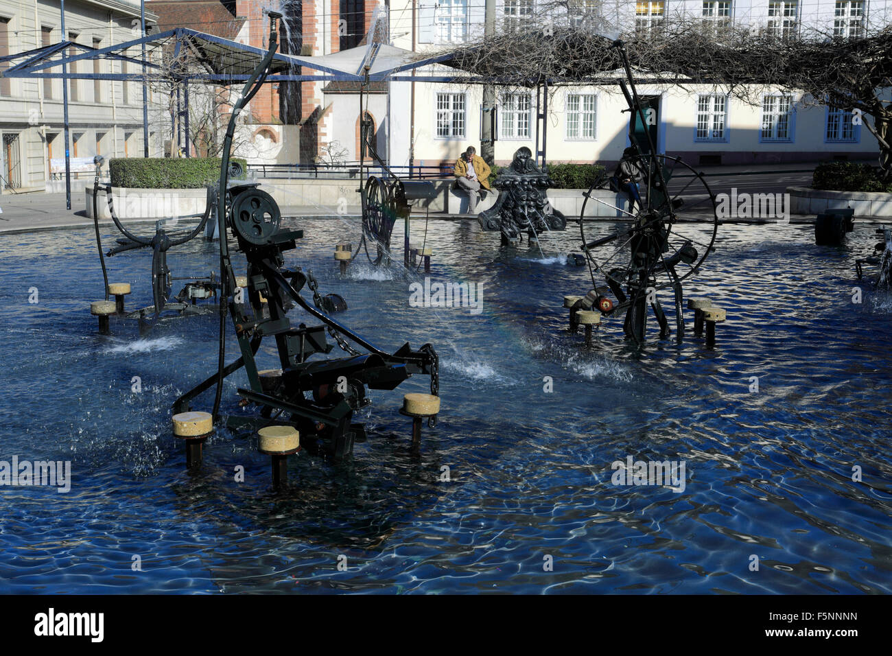 Tinguely Fountain Basel Stockfotos und -bilder Kaufen - Alamy