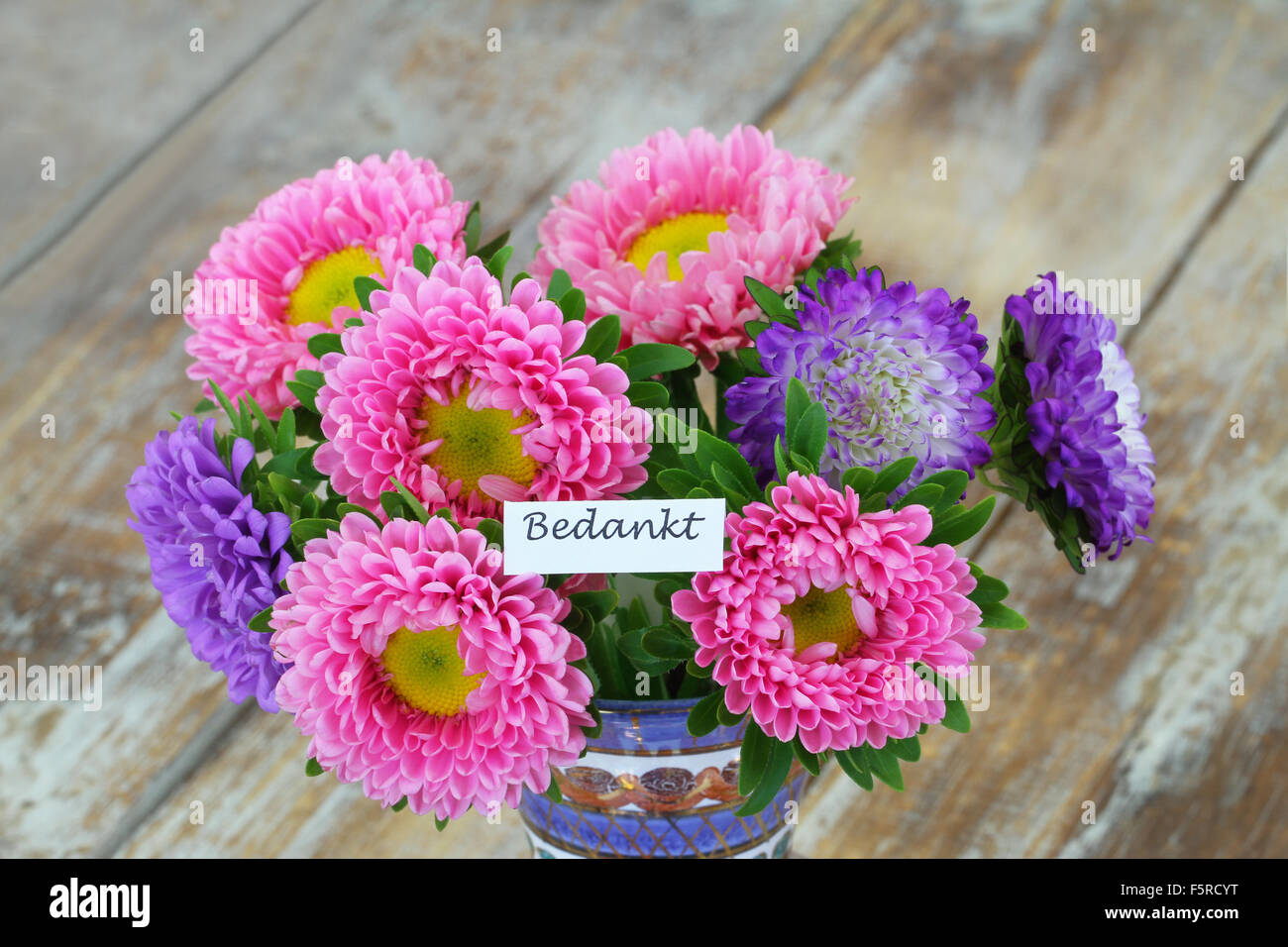 Bedankt (d.h. danke auf Holländisch) Karte mit bunten Daisy Bouquet ...