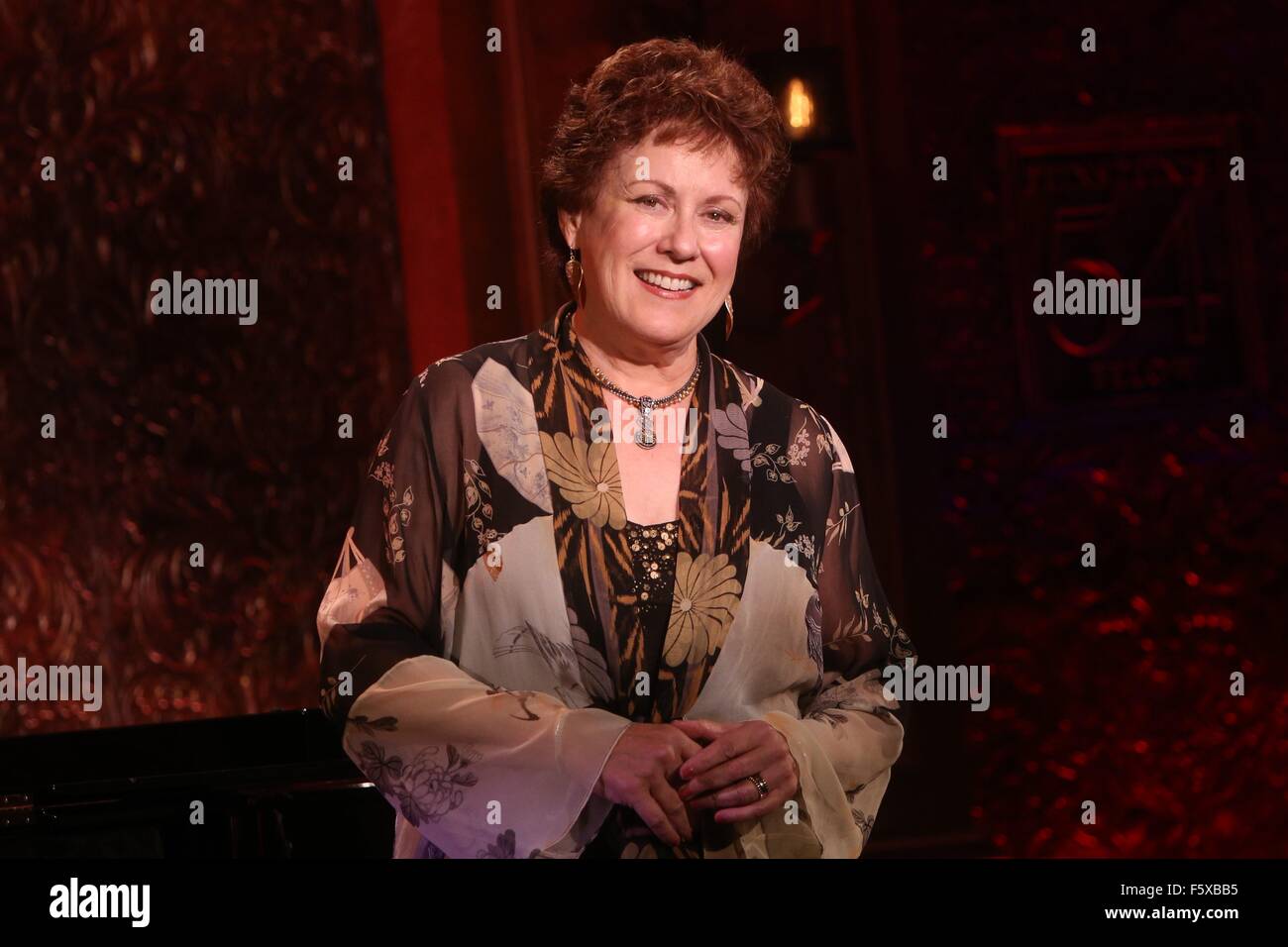 Drücken Sie die Vorschau der kommenden Konzerte an Feinstein es / 54 ...