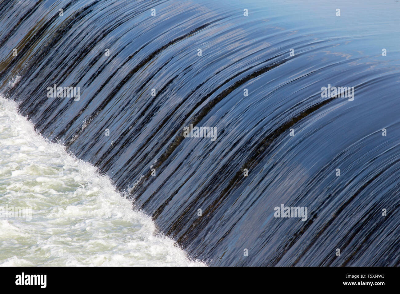 Wehr Wehrt Wasser Stockfotos und -bilder Kaufen - Alamy