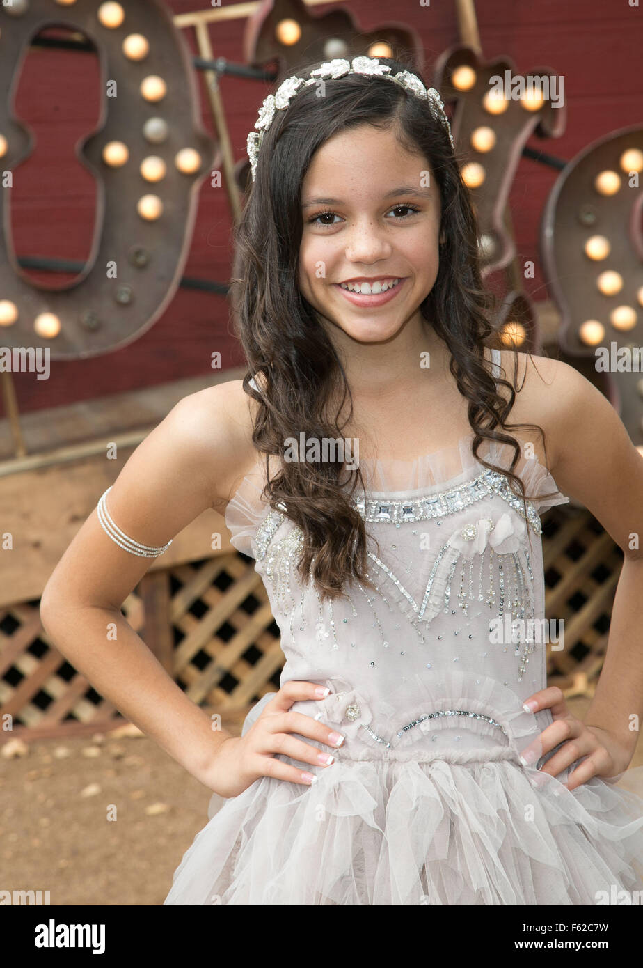 Prominente besuchen die Gänsehaut Red Carpet Premiere im Westwood ...