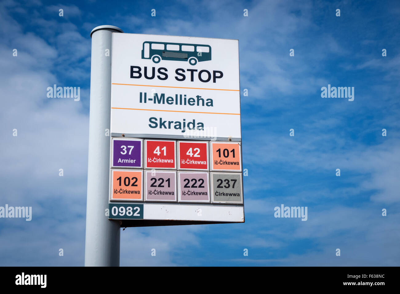 Malta bus beschilderung -Fotos und -Bildmaterial in hoher Auflösung – Alamy