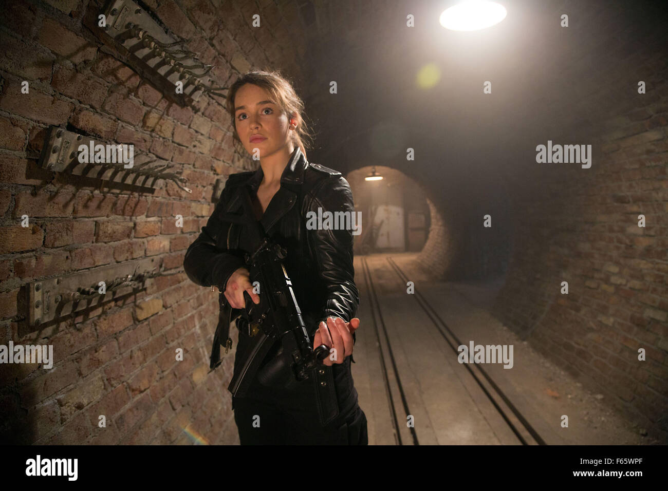 Alan taylor emilia clarke -Fotos und -Bildmaterial in hoher Auflösung ...