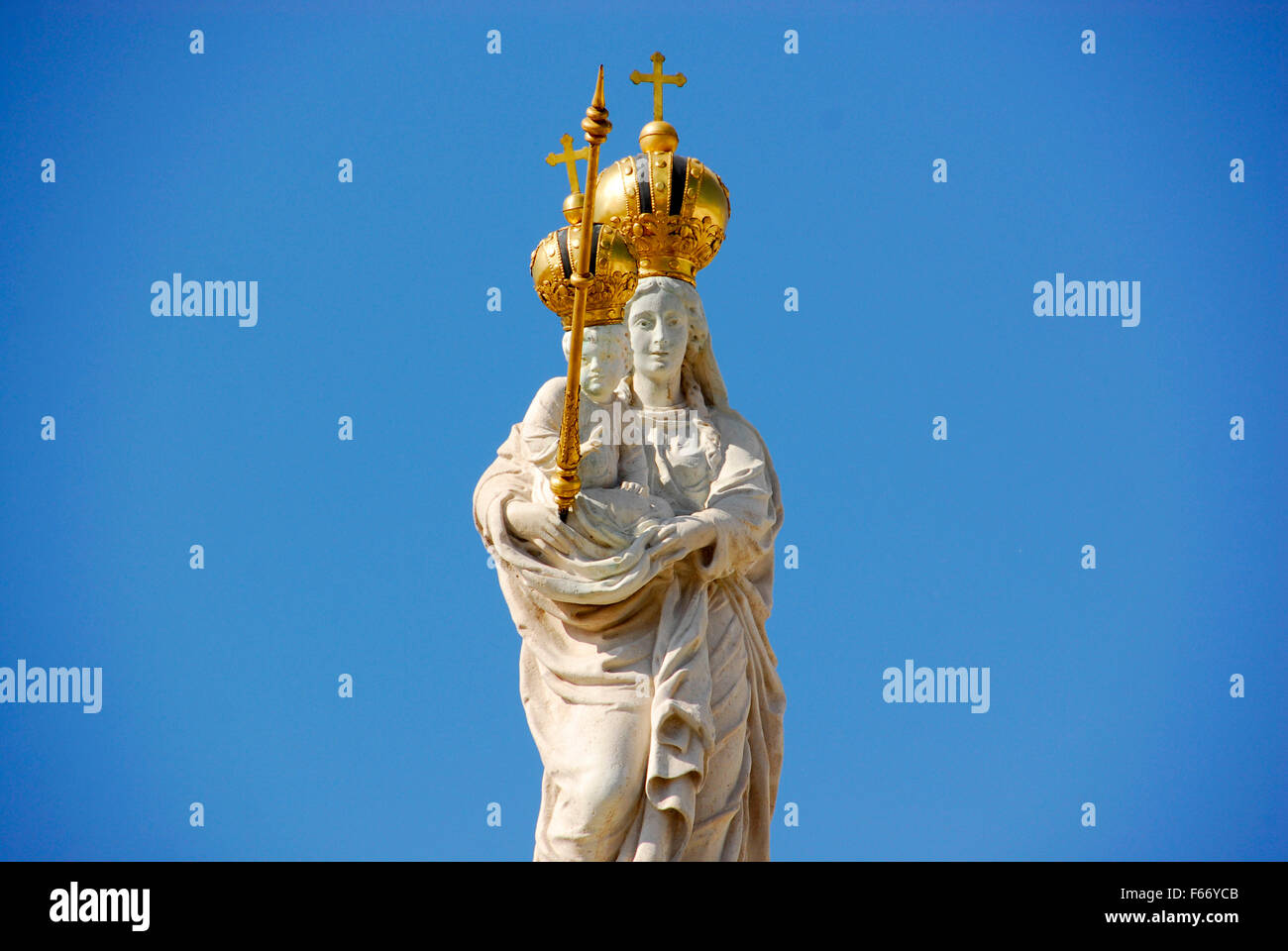 Gyor stadtplatz -Fotos und -Bildmaterial in hoher Auflösung – Alamy