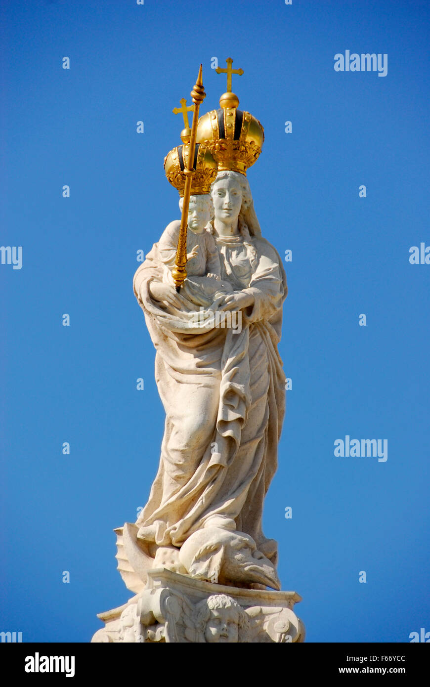 Gyor stadtplatz -Fotos und -Bildmaterial in hoher Auflösung – Alamy