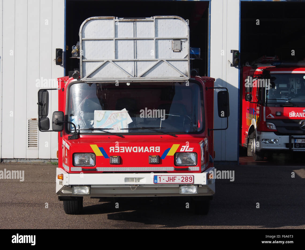 Brandweer antwerpen pic4 -Fotos und -Bildmaterial in hoher Auflösung ...