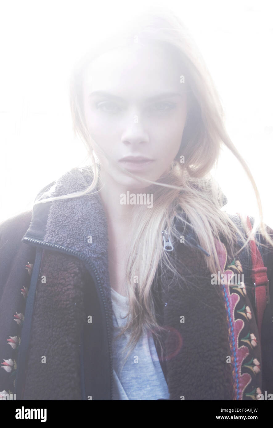 Cara delevingne wo -Fotos und -Bildmaterial in hoher Auflösung – Alamy