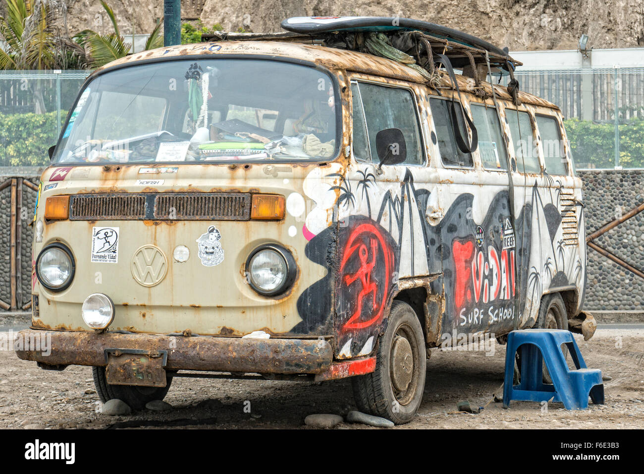 Vw t1 bus -Fotos und -Bildmaterial in hoher Auflösung – Alamy
