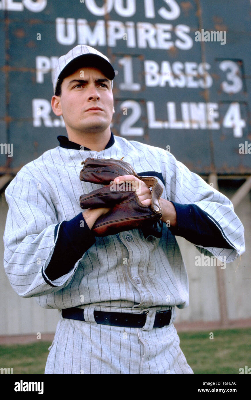 Sep 02, 1988; Chicago, IL, USA; CHARLIE SHEEN als Oscar "Hap" Felsch im ...