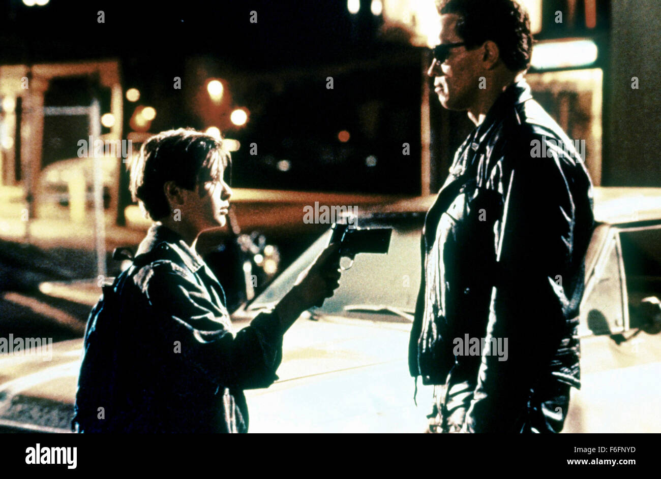 Arnold Schwarzenegger Film Title Terminator 2 Stockfotos und -bilder ...