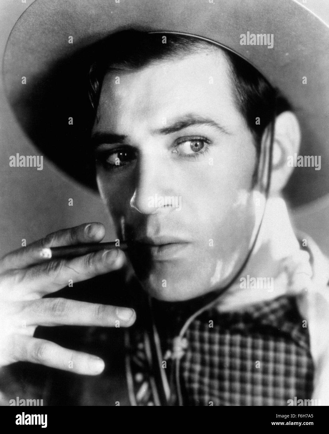 Gary cooper cowboy -Fotos und -Bildmaterial in hoher Auflösung – Alamy