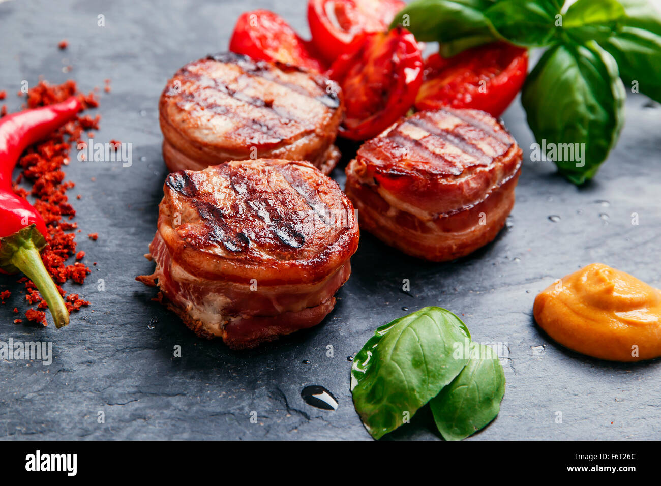 Rindersteak Gegillt Fleisch Stockfotos und -bilder Kaufen - Alamy