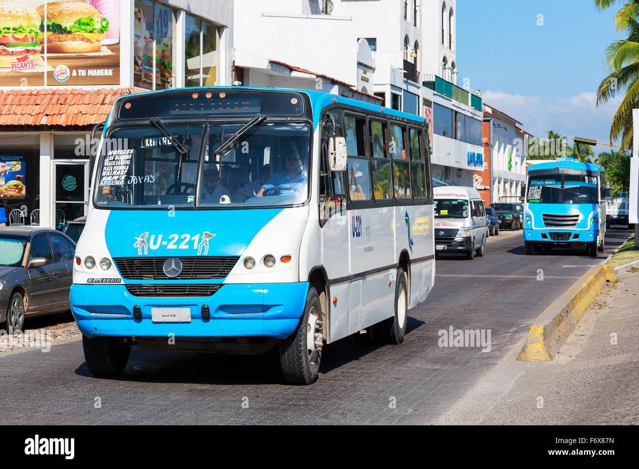 Mexico tourist bus -Fotos und -Bildmaterial in hoher Auflösung – Alamy