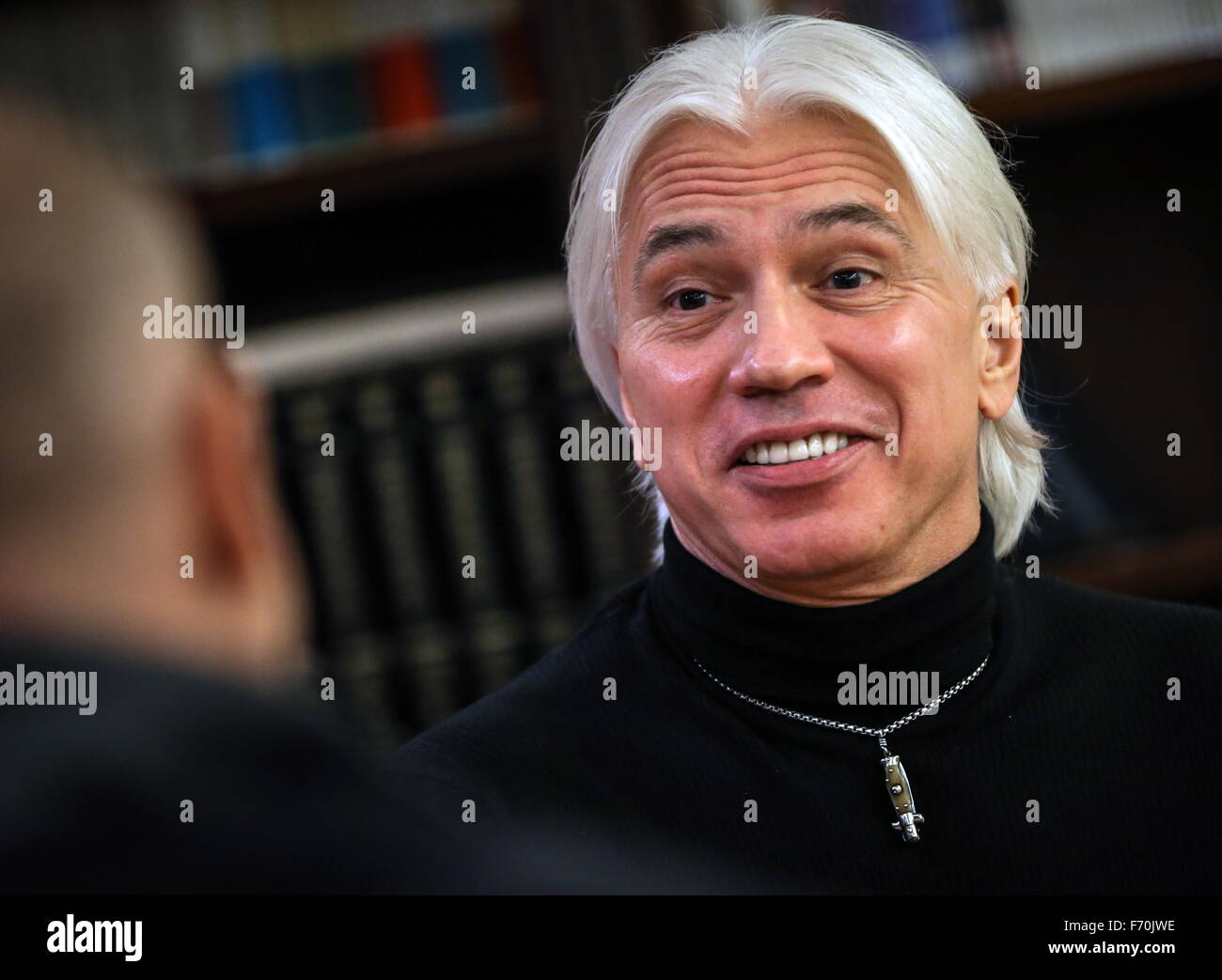 Dmitri Hvorostovsky Stockfotos und -bilder Kaufen - Alamy
