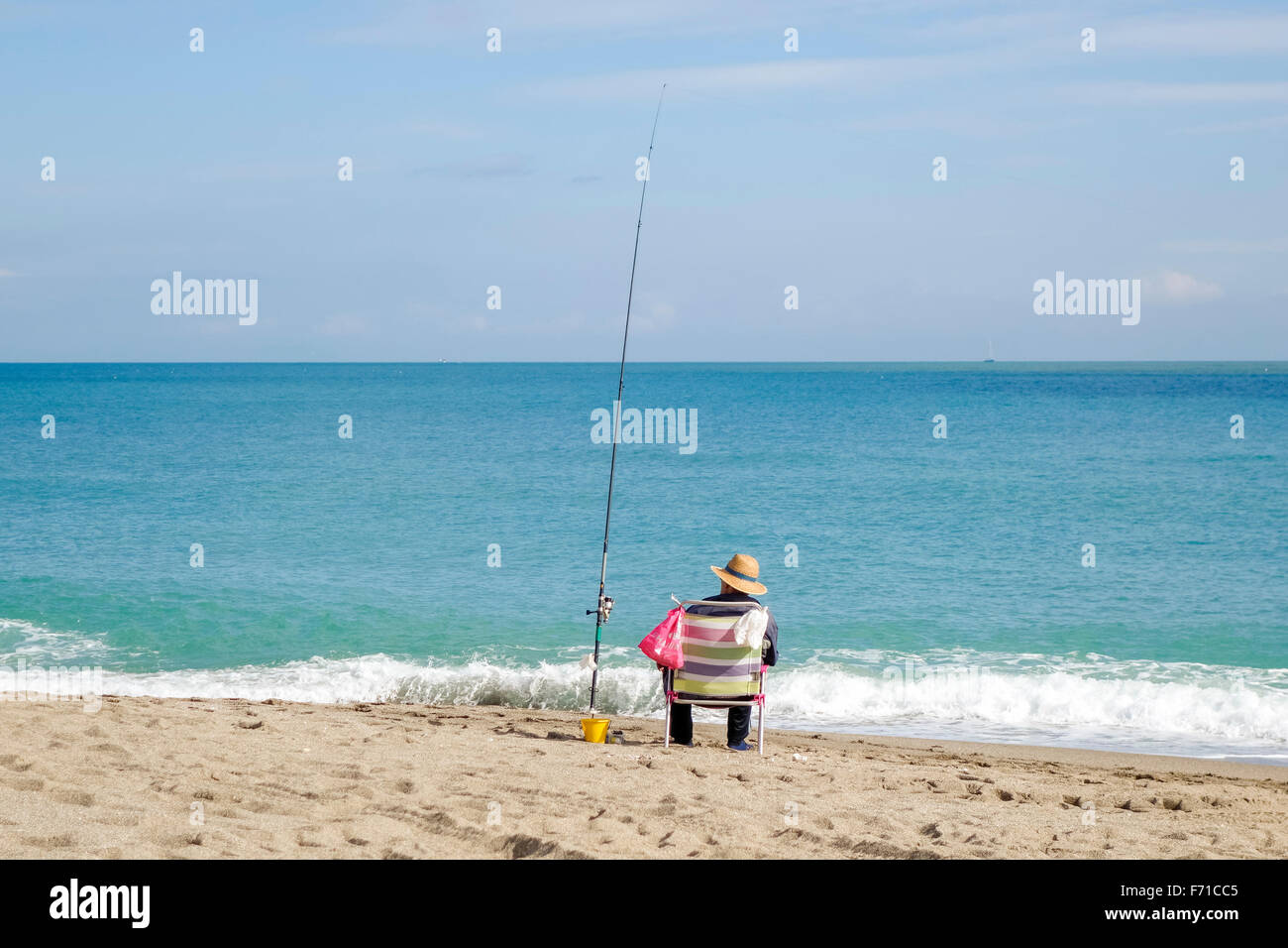 Seefischerei am strand -Fotos und -Bildmaterial in hoher Auflösung – Alamy