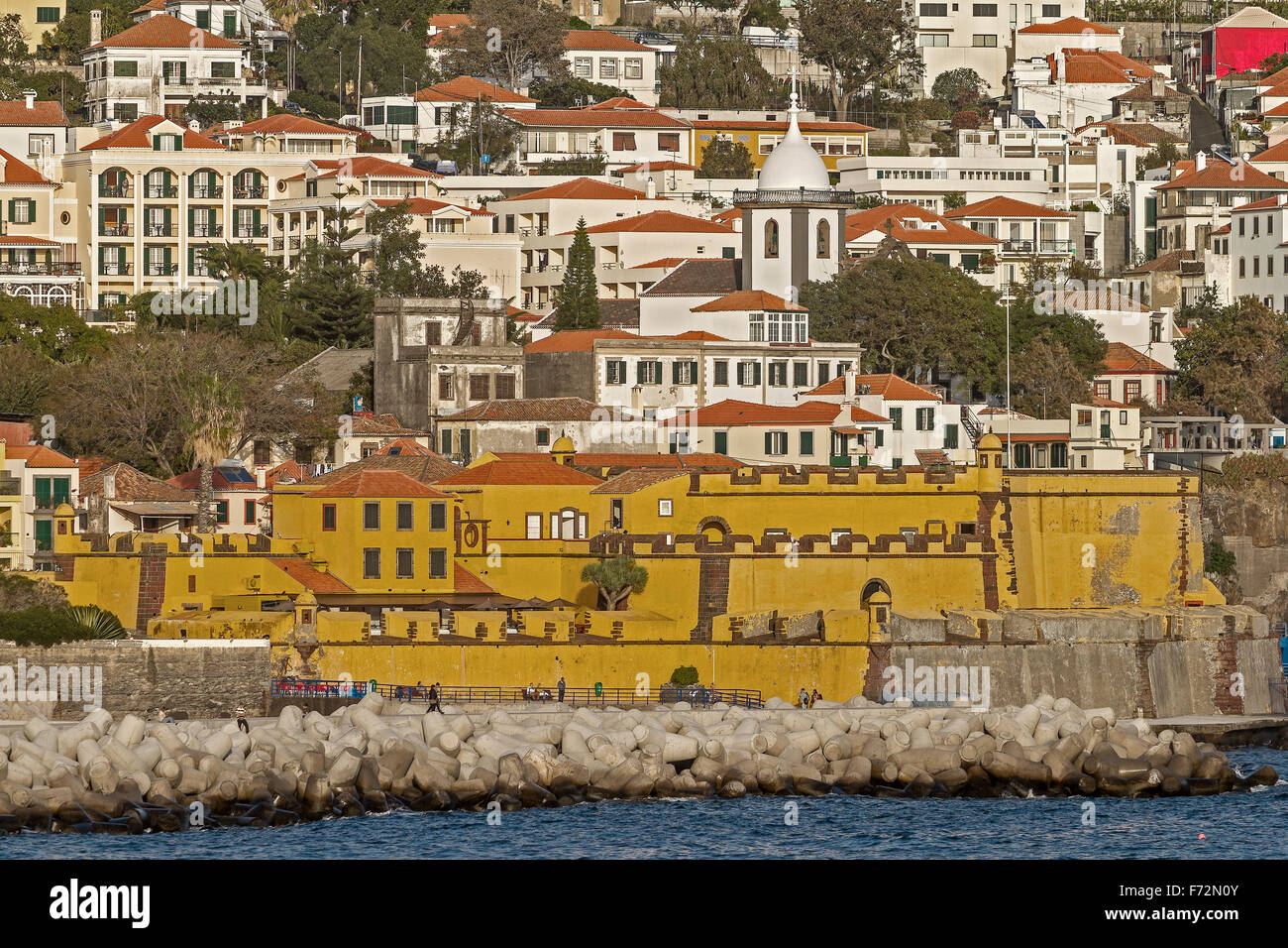 Old fort funchal madeira -Fotos und -Bildmaterial in hoher Auflösung ...