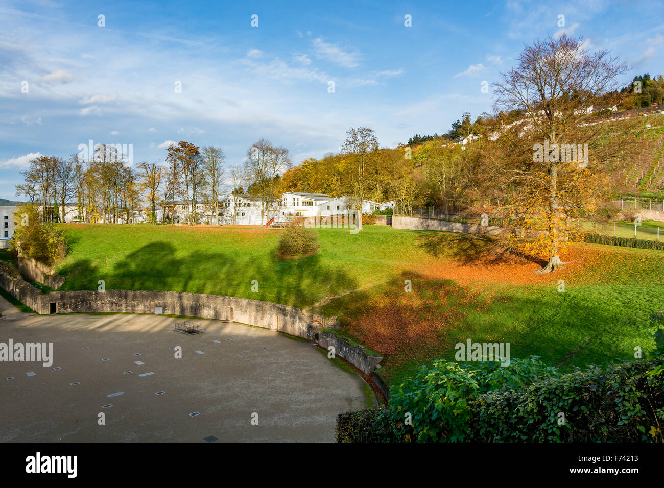 Amphitheatre in trier -Fotos und -Bildmaterial in hoher Auflösung – Alamy