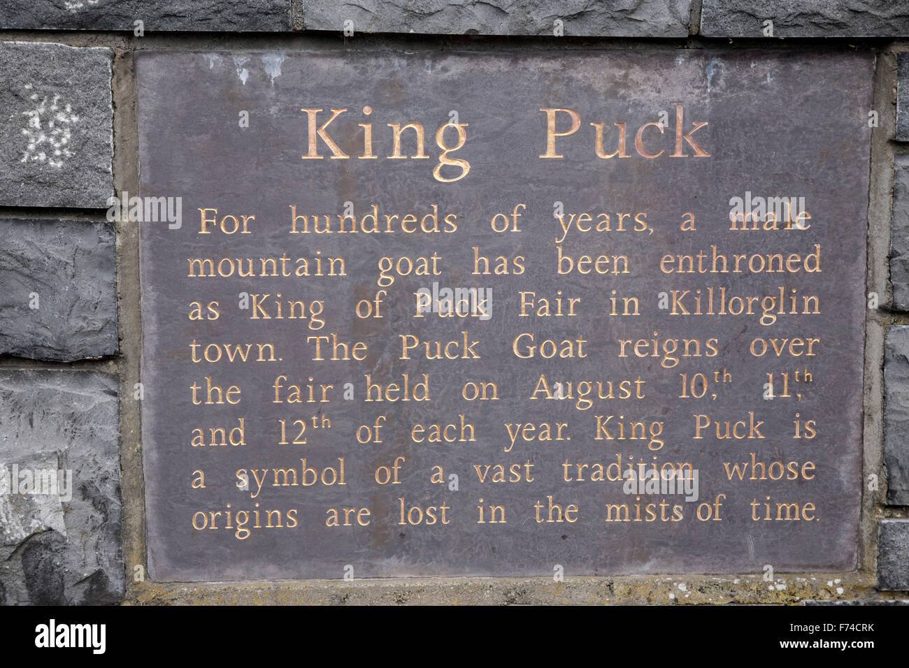 King Puck Skulptur Discription, Killorglin, County Kerry, Irland ...