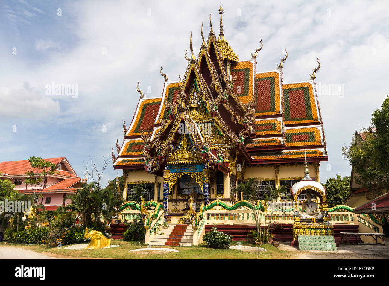 Große buddha statue auf koh samui -Fotos und -Bildmaterial in hoher ...