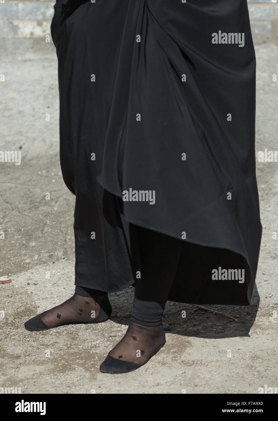 Eine iranische Schiiten Frau herein Strumpf Füße tagsüber Chehel Manbar ...