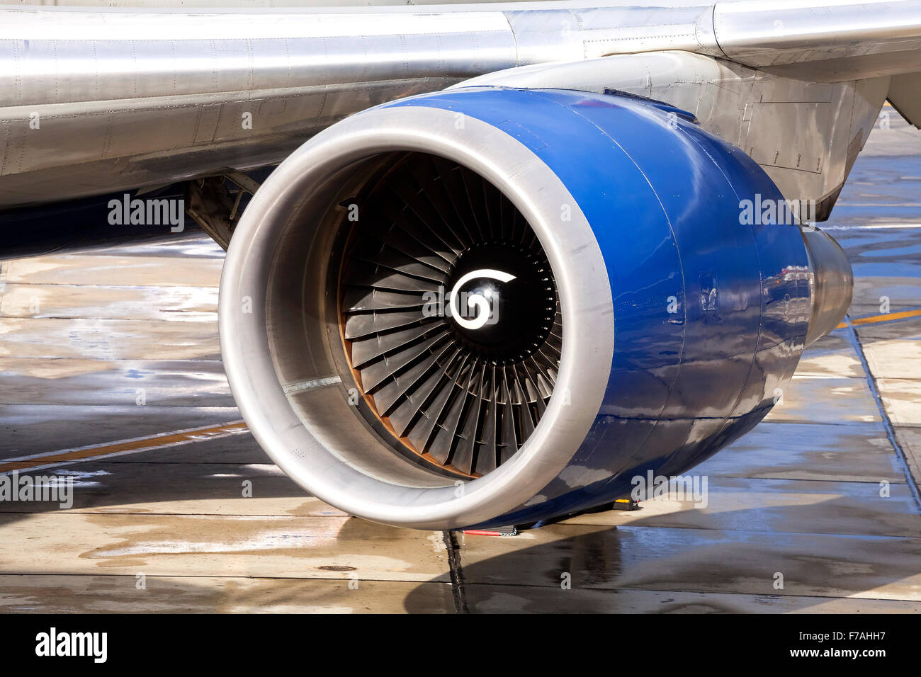 Jet turbine blade -Fotos und -Bildmaterial in hoher Auflösung – Alamy