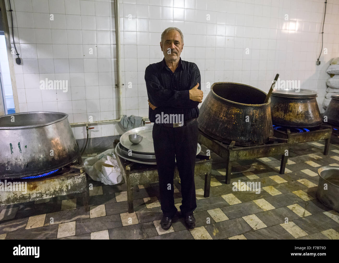 Iranische Schiiten muslimischen reiche Mann Nazri Charity ...