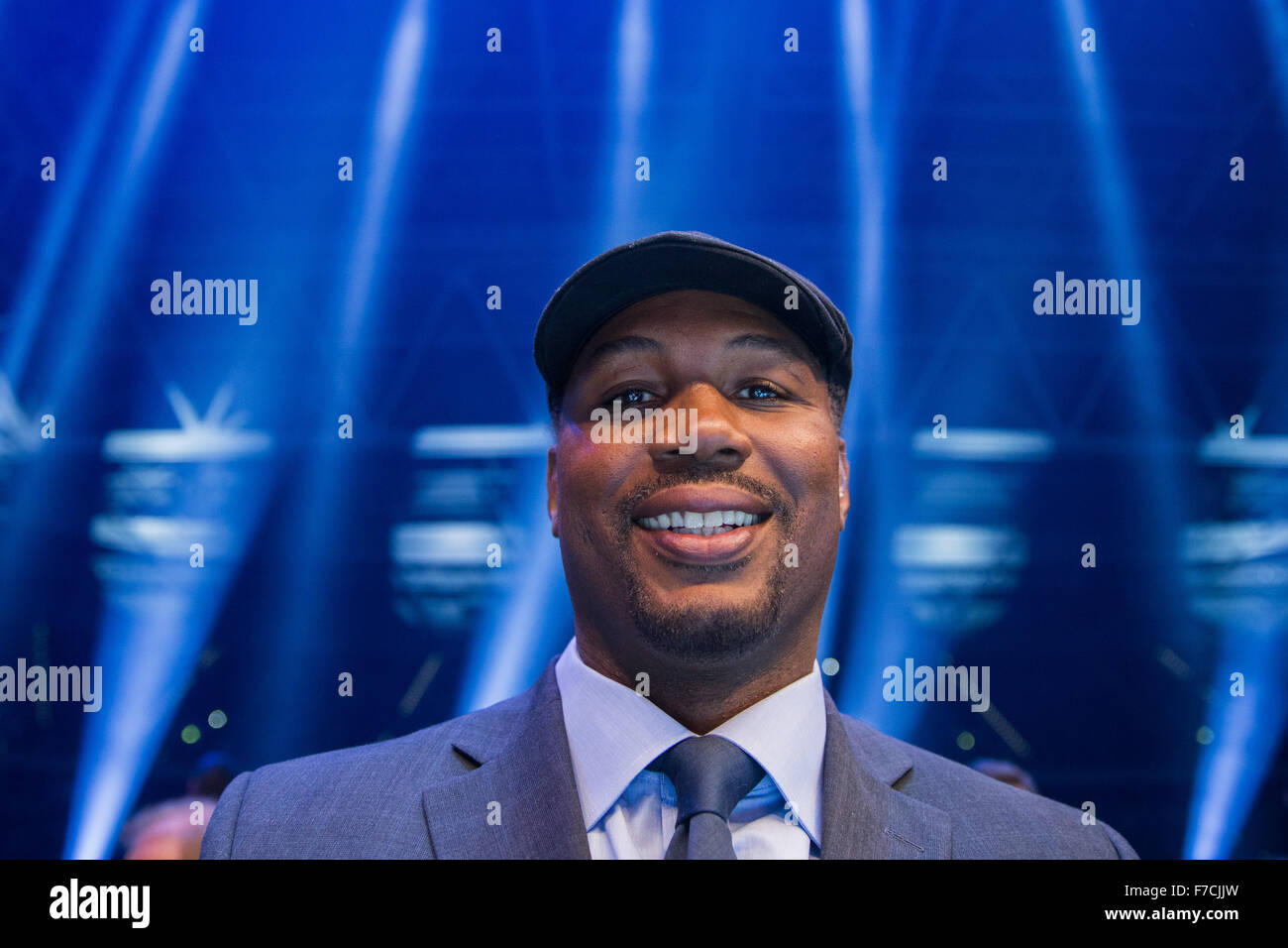 Boxer lennox lewis -Fotos und -Bildmaterial in hoher Auflösung – Alamy