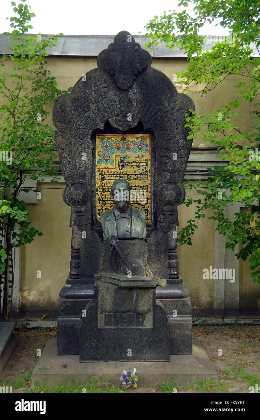 Tichwin friedhof -Fotos und -Bildmaterial in hoher Auflösung – Alamy
