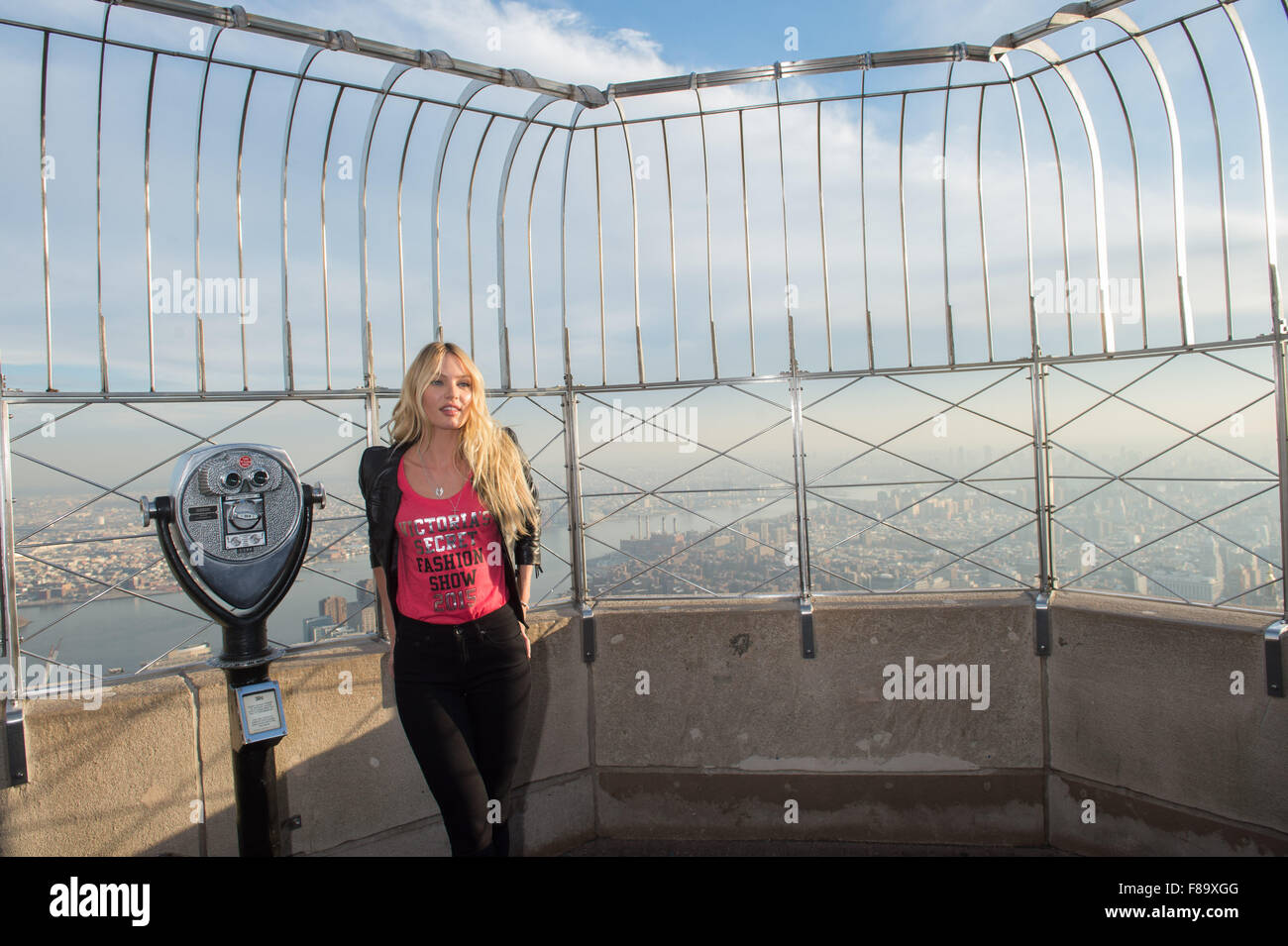 Victorias geheimes modell candice swanepoel -Fotos und -Bildmaterial in ...