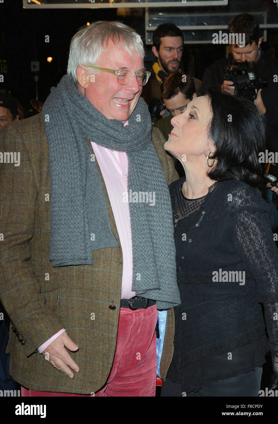 London, UK. Christopher Biggins und Lesley Joseph nachts eine Presse ...