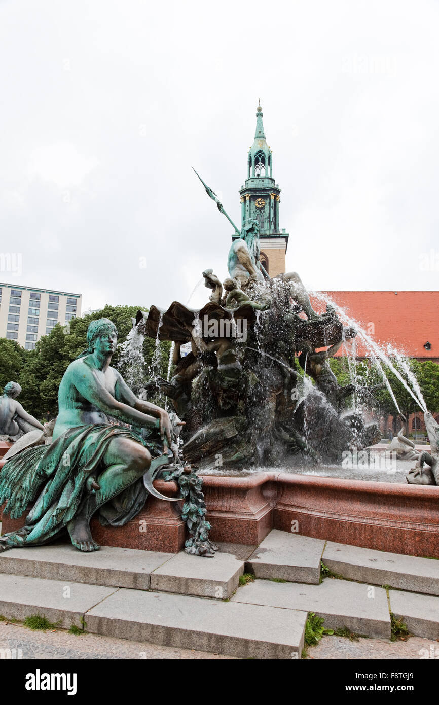 Neptune god -Fotos und -Bildmaterial in hoher Auflösung – Alamy