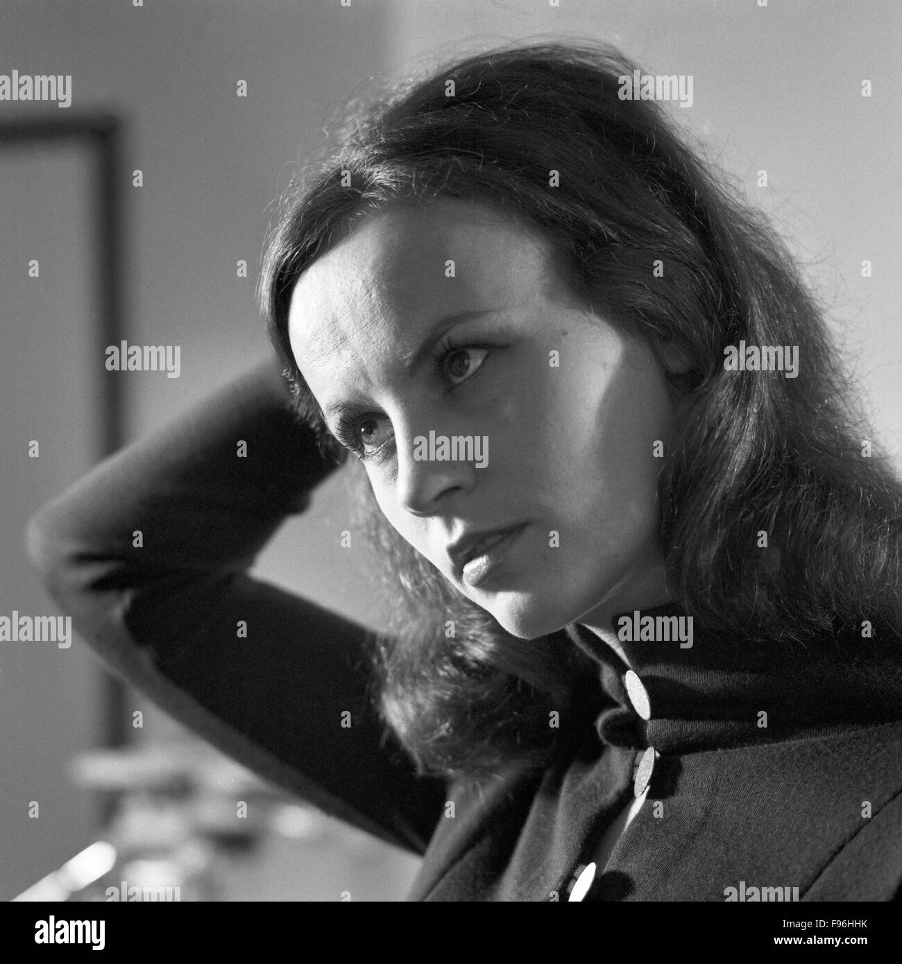 Das Fotomodell Angelika Stumpf Bei Einem Fotoshooting, Deutschland 1968 ...