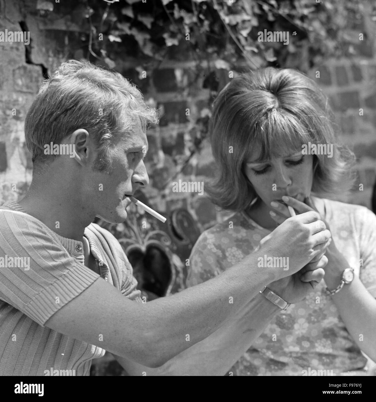 Deutsche Volksschauspielerin Heidi Mahler mit Ehemann Klaus Wischmann ...