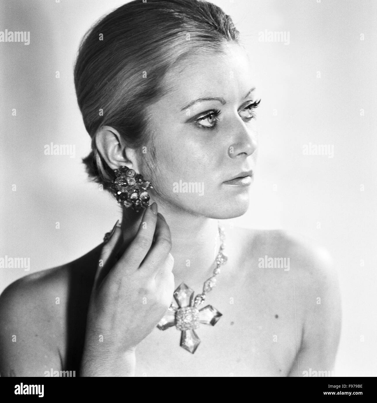 Das Deutsche Fotomodell Christa Daniel, Porträt, Deutschland 1969. Das ...