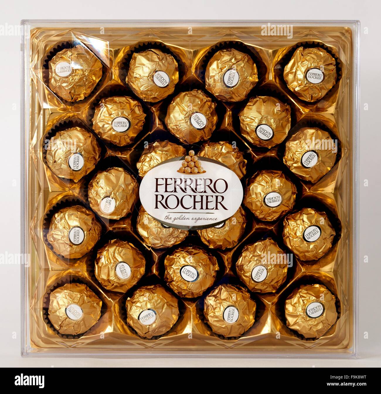 Tablett ferrero rocher pralinen -Fotos und -Bildmaterial in hoher ...