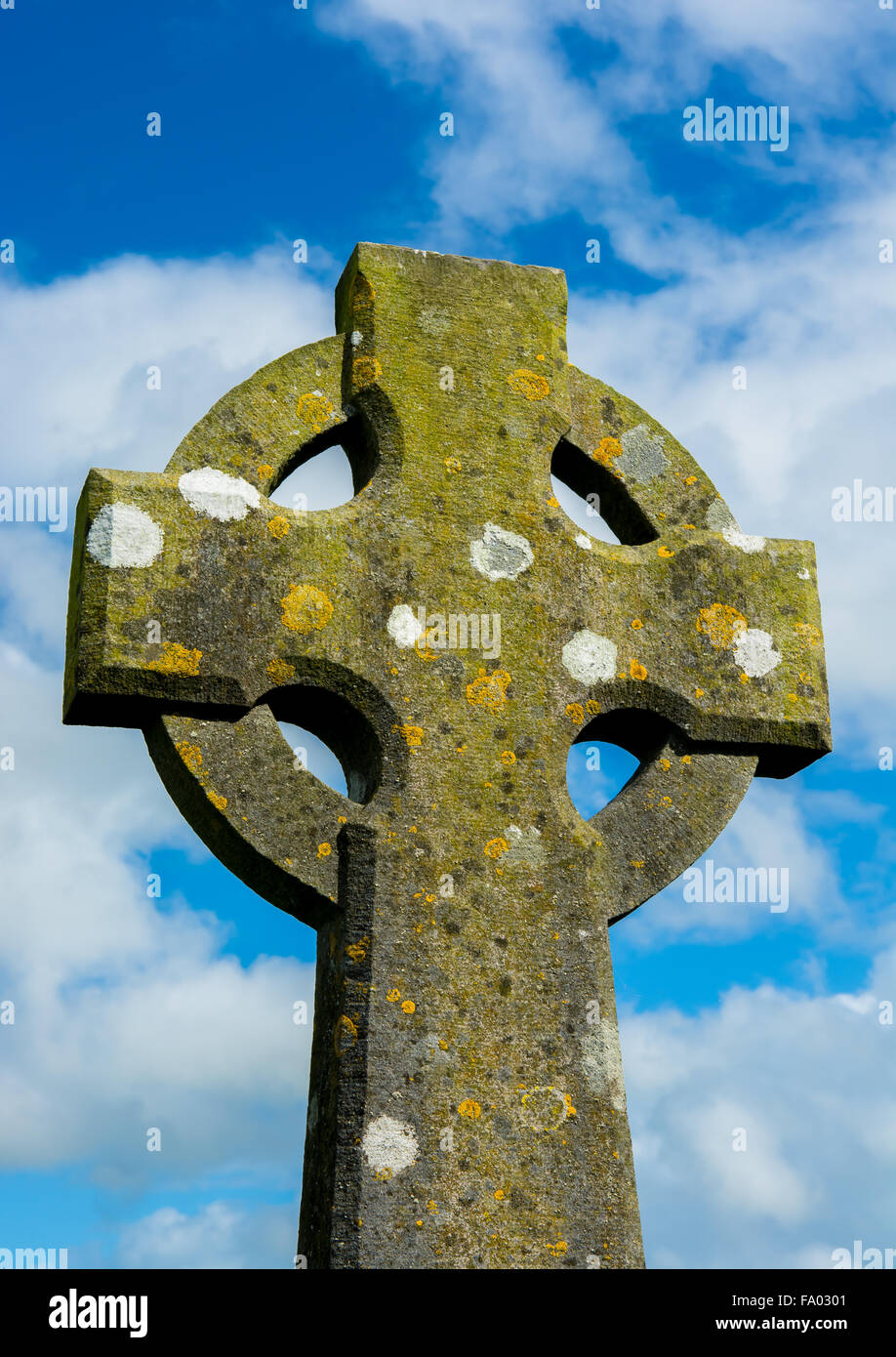 Sonnenbeschienes keltisches kreuz Stockfotos und -bilder Kaufen - Alamy