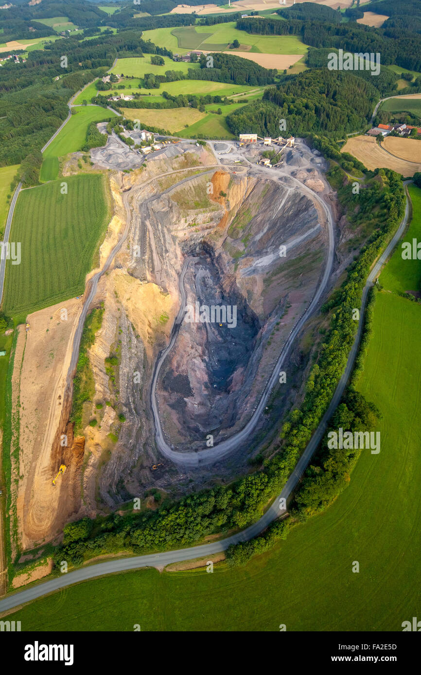 Steinbruch bei eisborn albringen -Fotos und -Bildmaterial in hoher ...