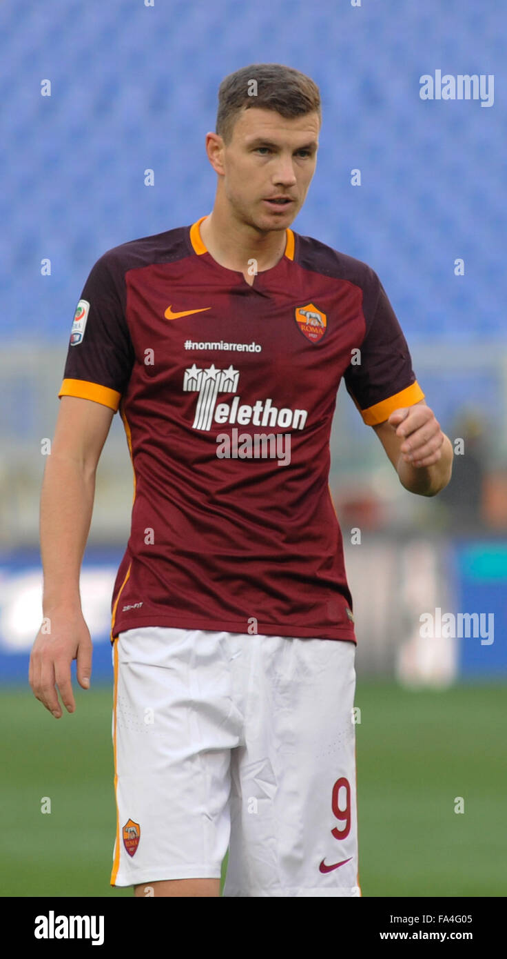 Stadio olimpico roma italia -Fotos und -Bildmaterial in hoher Auflösung ...