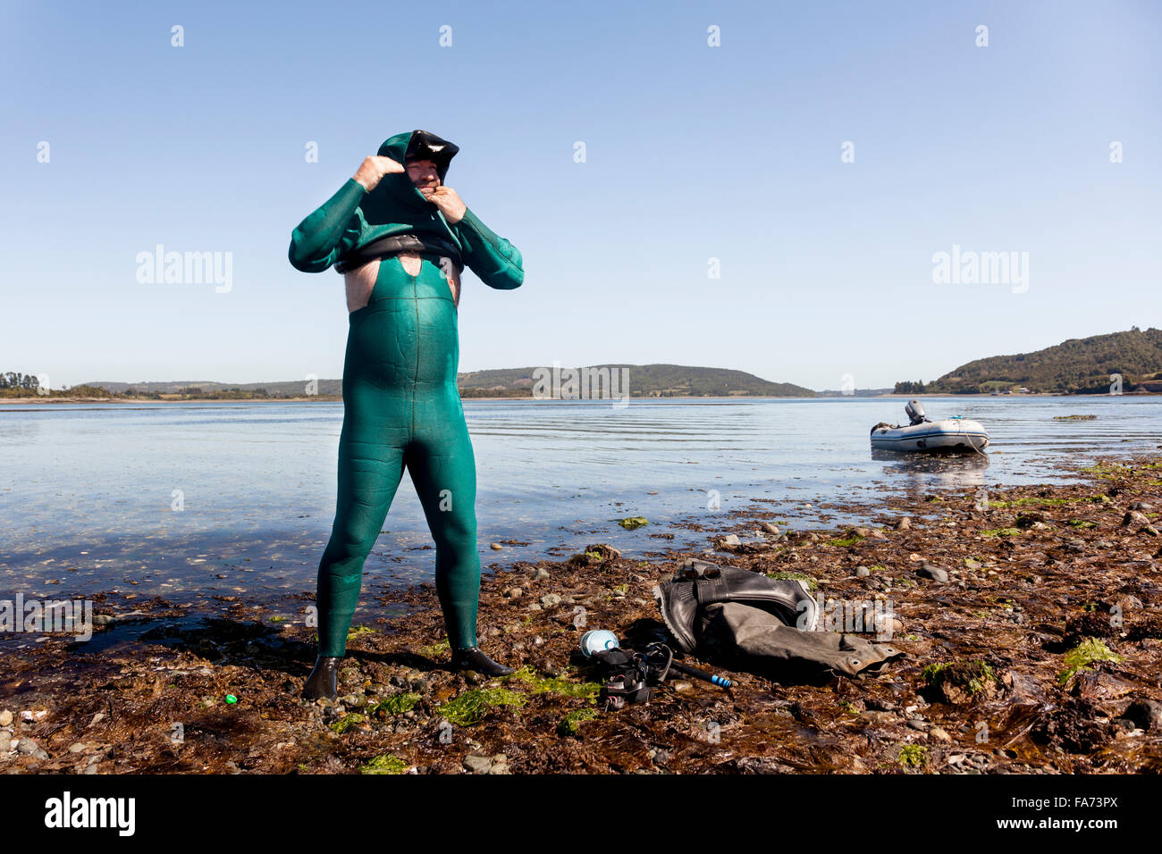 Tauchen fisch neoprenanzug aquaman -Fotos und -Bildmaterial in hoher ...