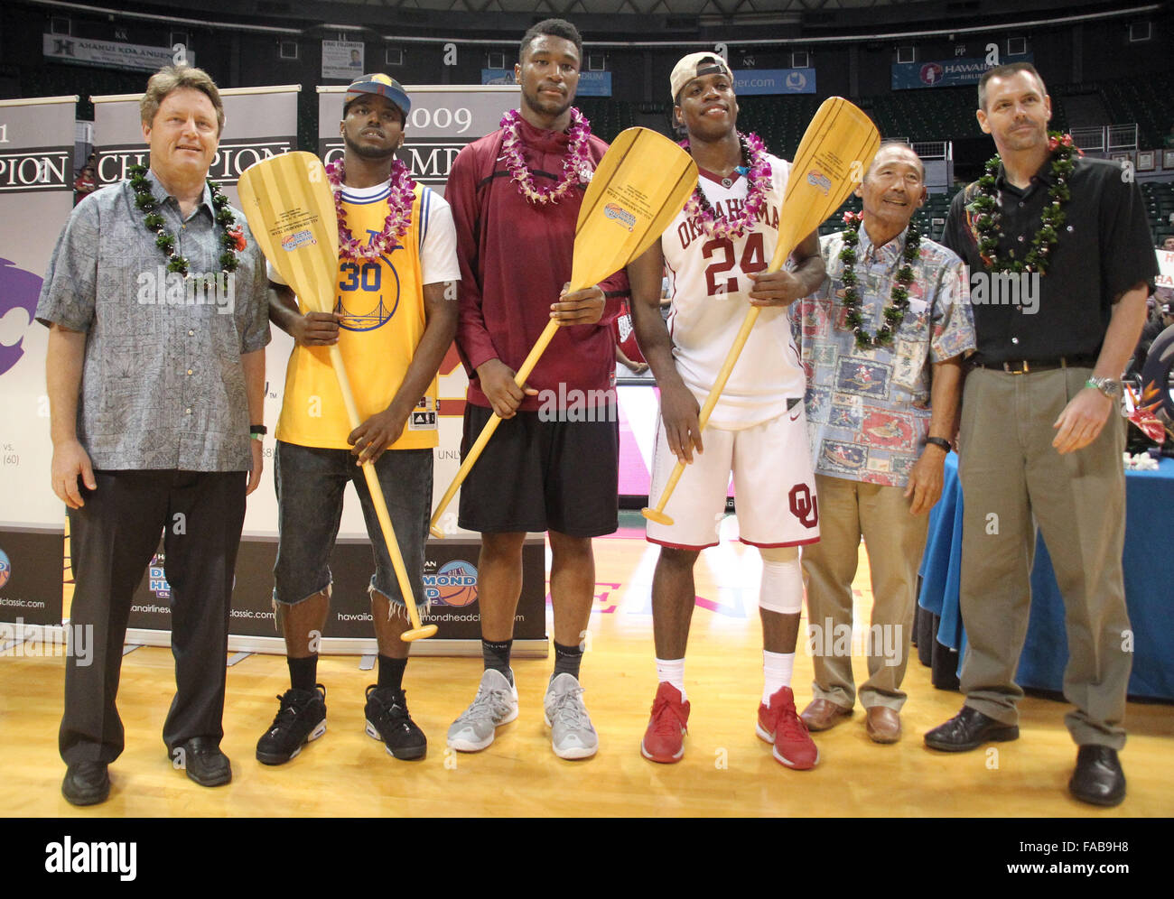 Honolulu, HI, Vereinigte Staaten. 25. Dezember 2015. Harvard Crimson ...
