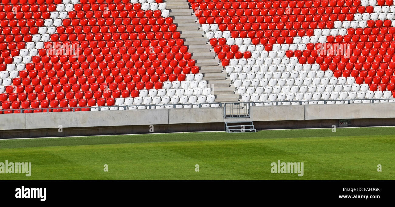 Fußballtribüne stadion -Fotos und -Bildmaterial in hoher Auflösung – Alamy