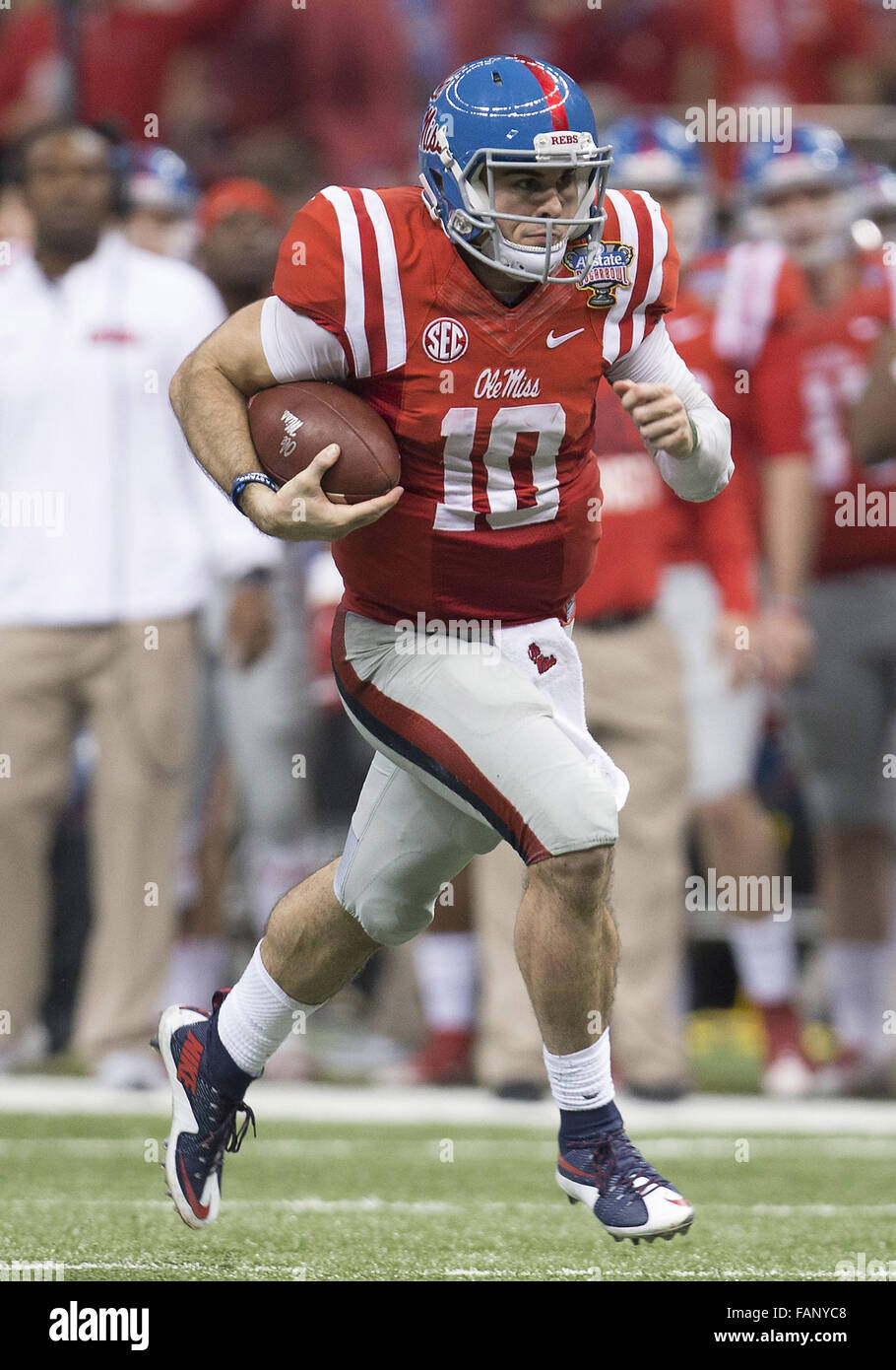 New Orleans, Louisiana, USA. 1. Januar 2016. Der Ole Miss Quarterback ...