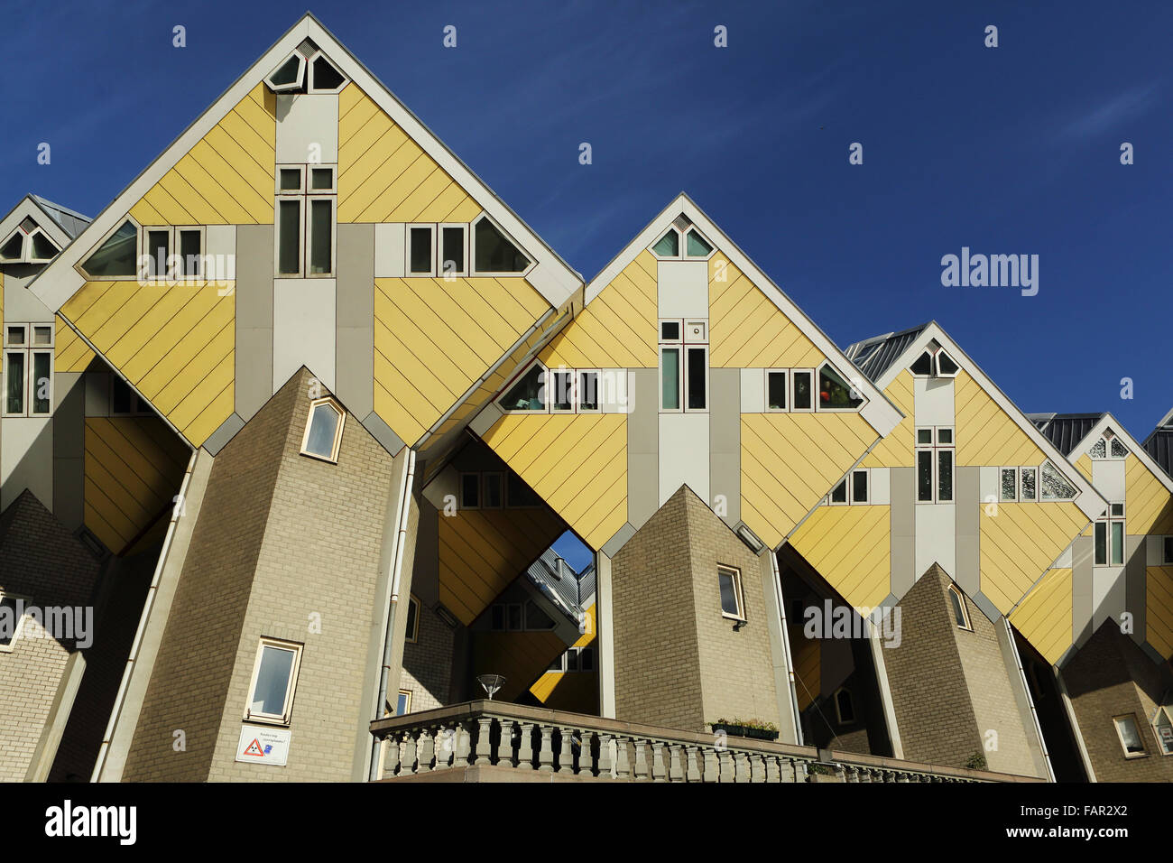 Rotterdam cube houses -Fotos und -Bildmaterial in hoher Auflösung – Alamy