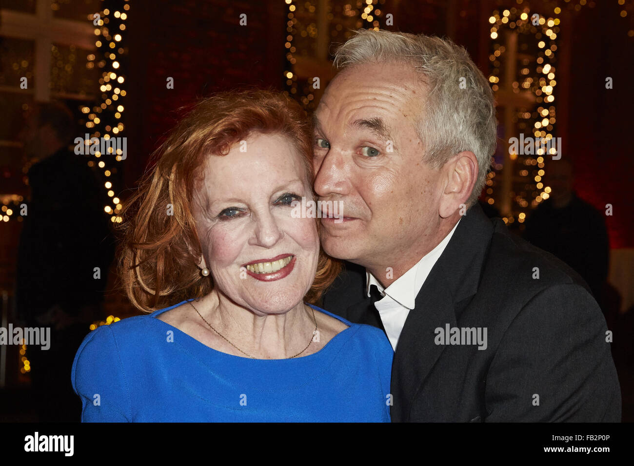 Lindenstrasse Tv Stockfotos und -bilder Kaufen - Seite 2 - Alamy