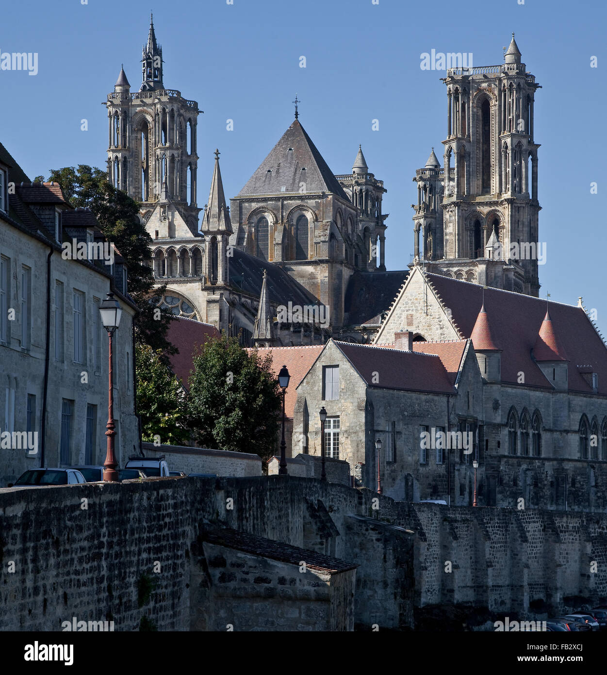 La cathédrale de laon -Fotos und -Bildmaterial in hoher Auflösung – Alamy
