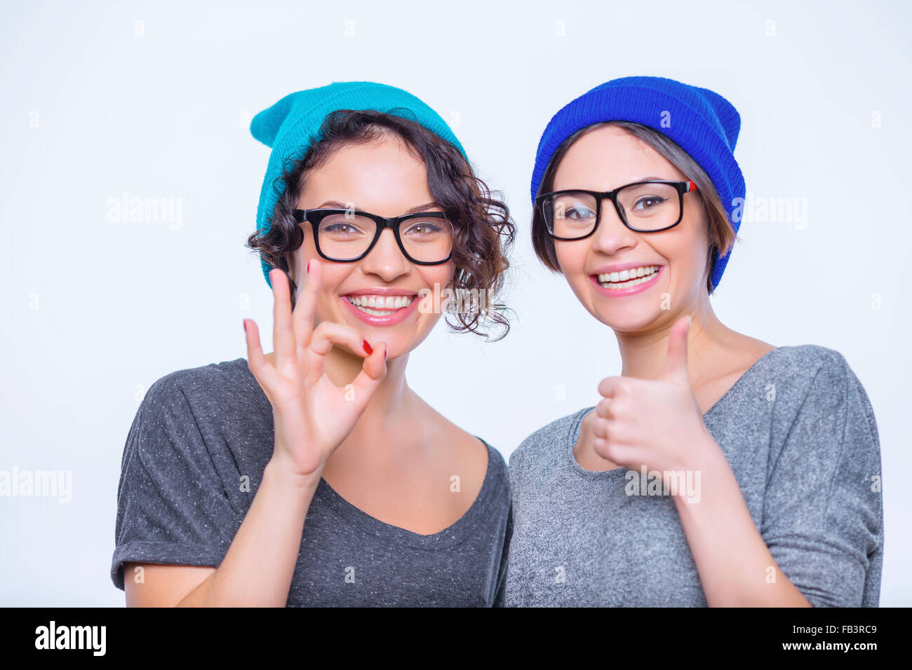 Identische schwestern Stockfotos und -bilder Kaufen - Alamy