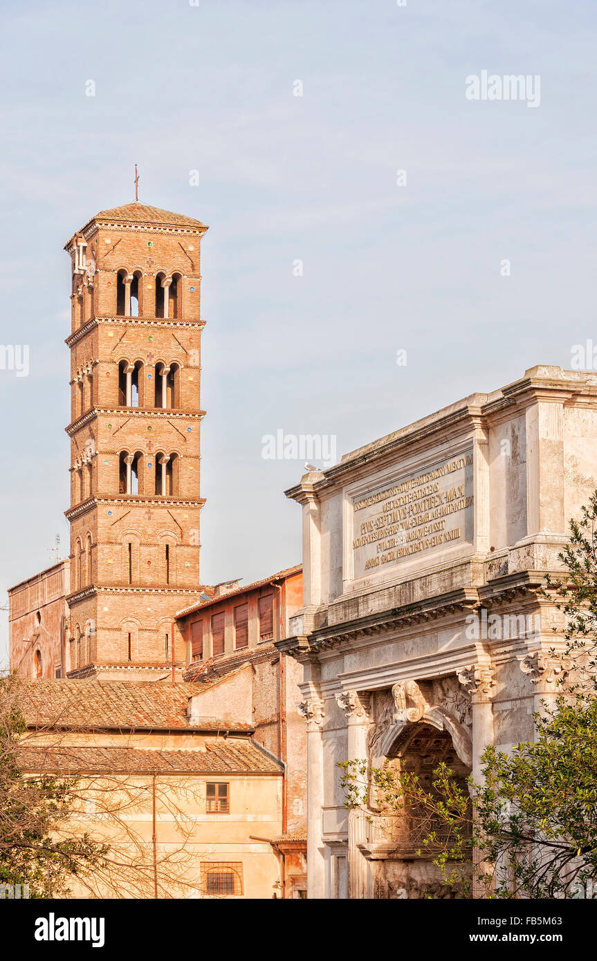 Monumentaler bogen -Fotos und -Bildmaterial in hoher Auflösung – Alamy