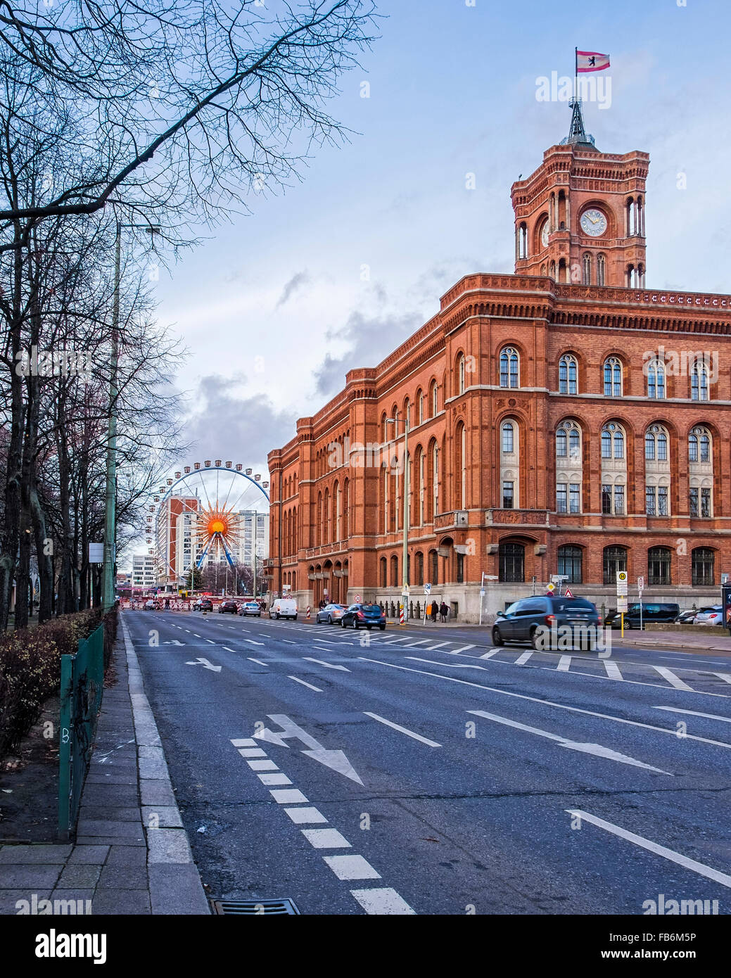 Berliner Rote Rathaus Rotes Rathaus. Gebäude, Fassade, Fassade und Turm ...