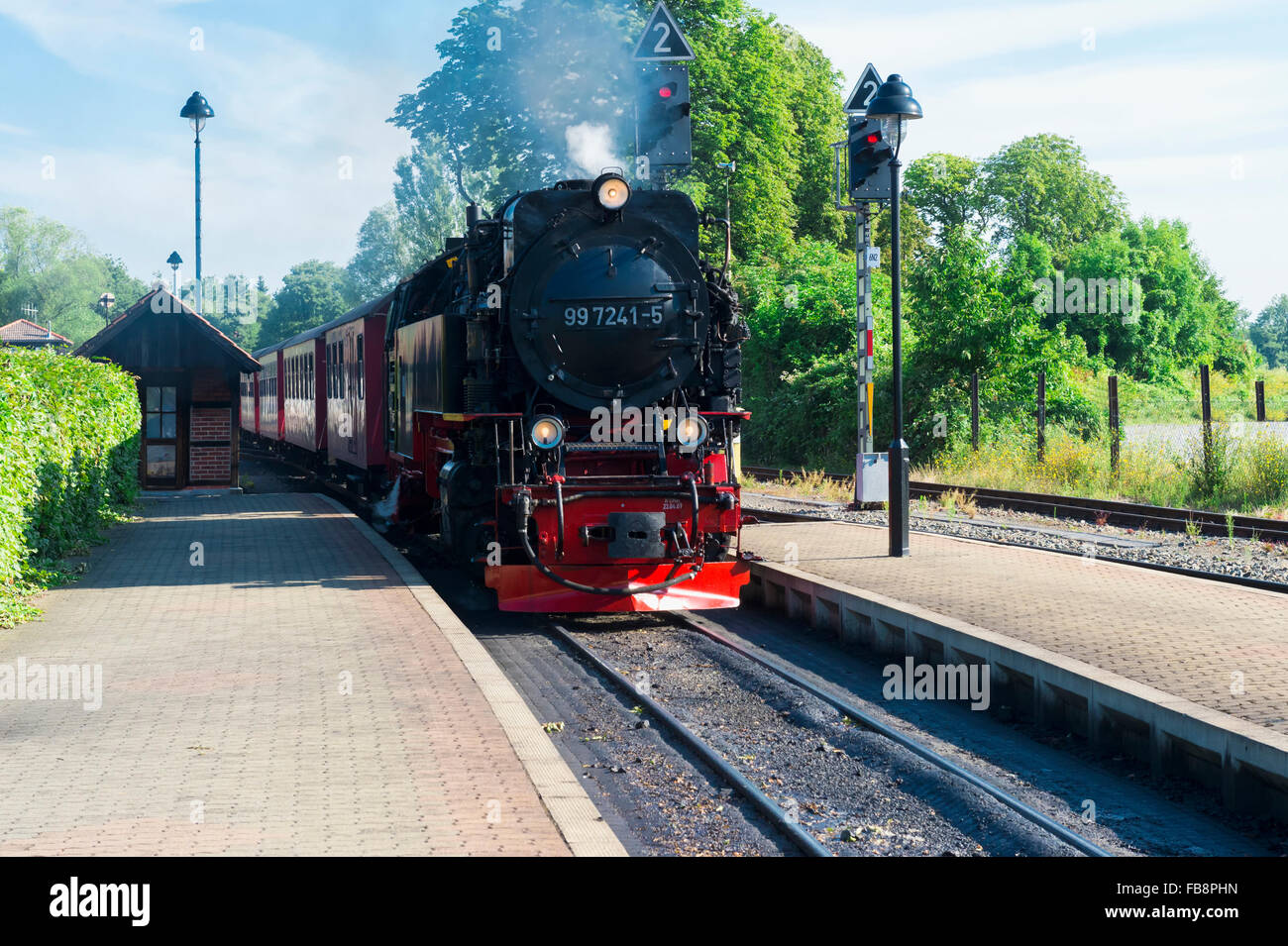 Bahnhof wernigerode -Fotos und -Bildmaterial in hoher Auflösung – Alamy